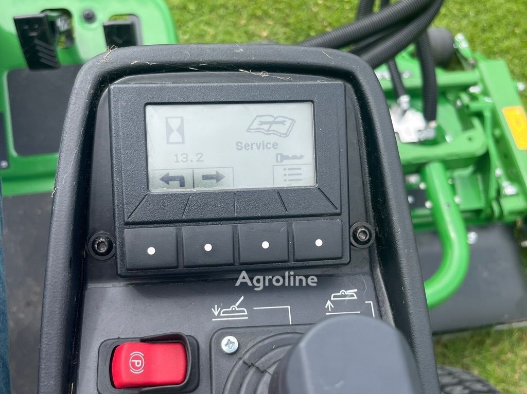 Novi John Deere 7400A traktor kosilica