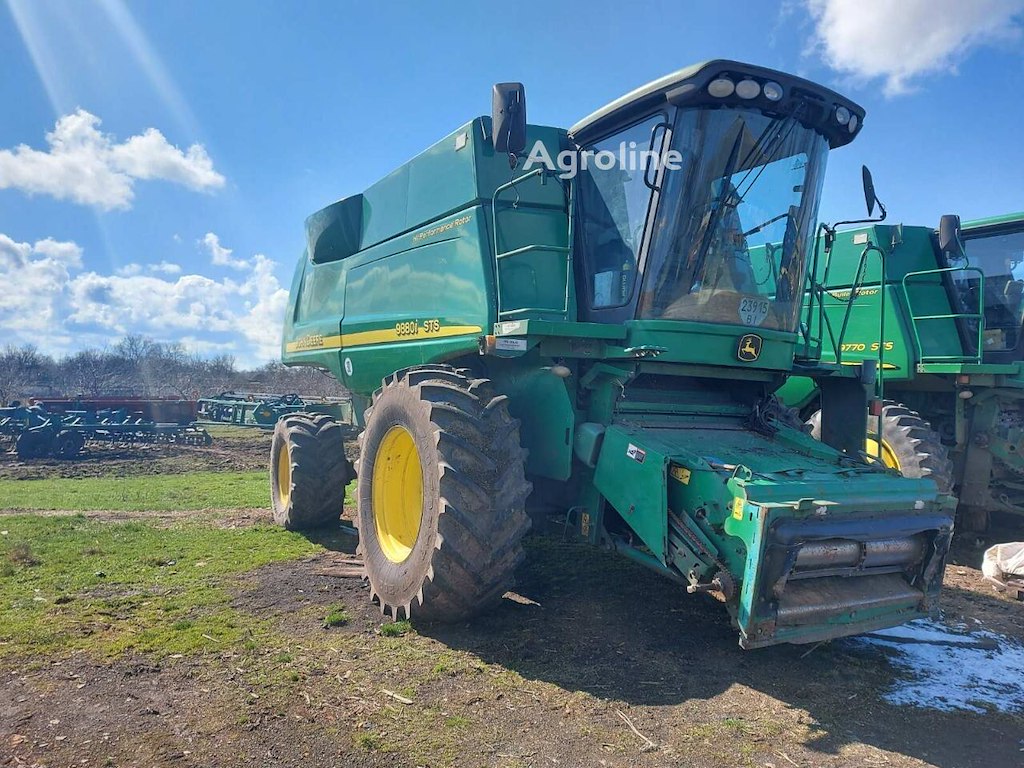 John Deere 9880i STS kombajn za žito