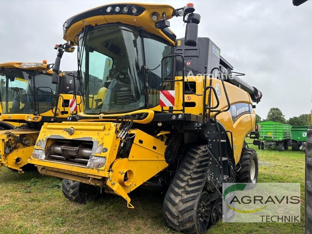 New Holland CR 9.90 kombajn za žito