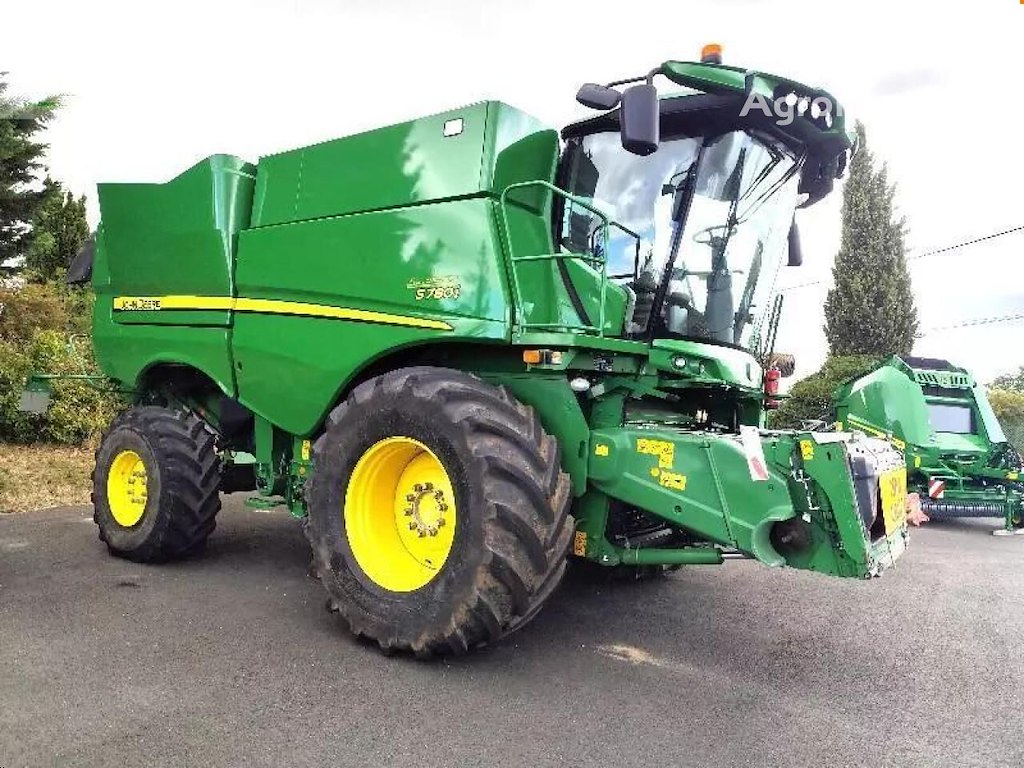 John Deere s780 kombajn za žito