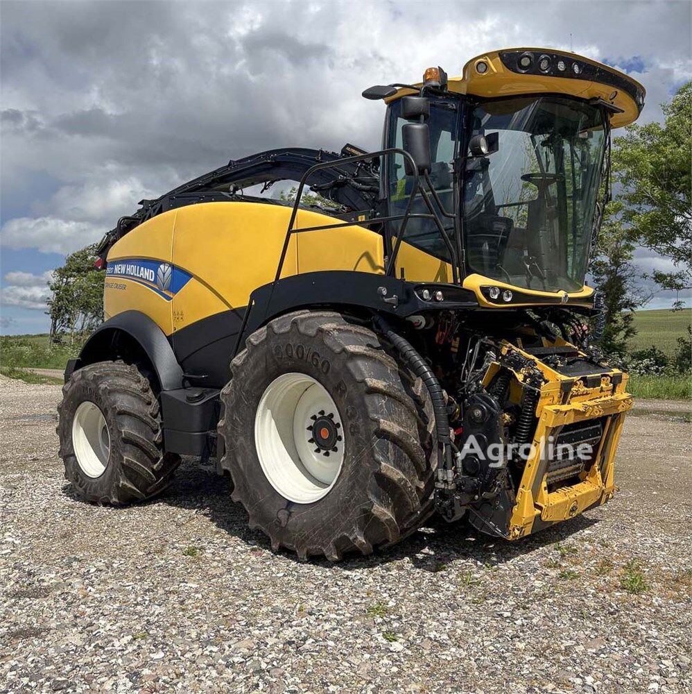 Prodaje se New Holland FR 920 krmni kombajn na aukciji