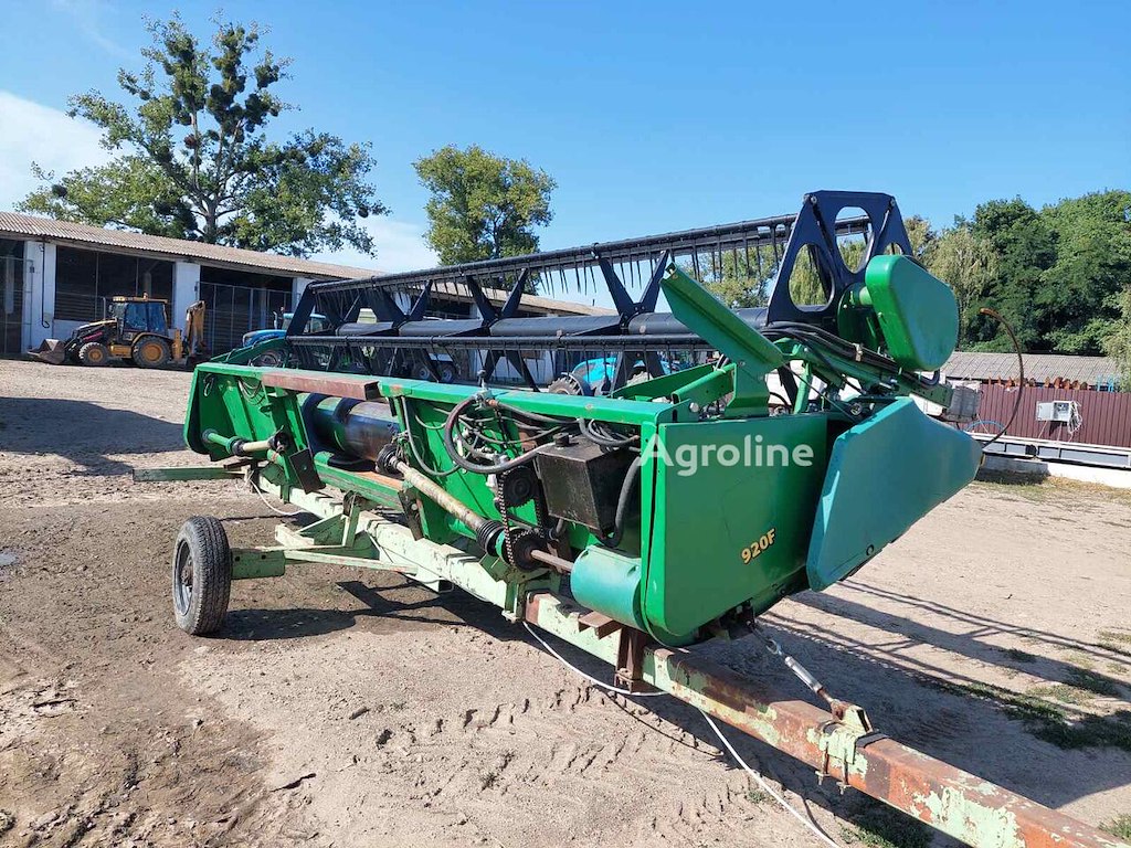 John Deere F925 adapter za žito