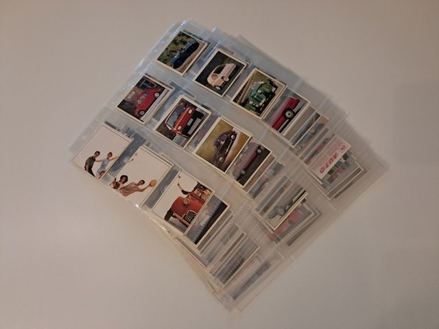 Superauto (Panini) - 331 različita živa sličica
