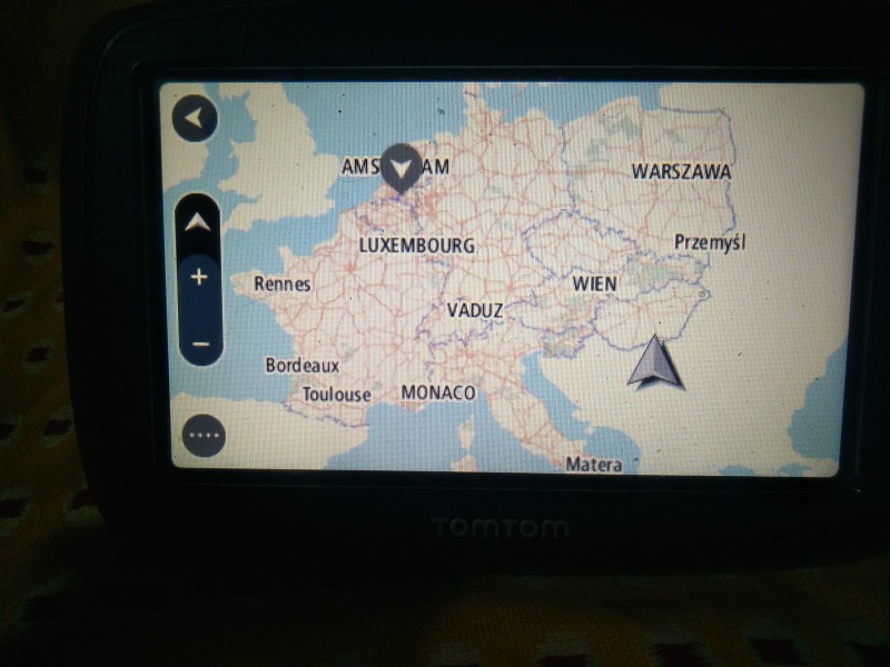 gps navigacija tom tom start 40-nove mape