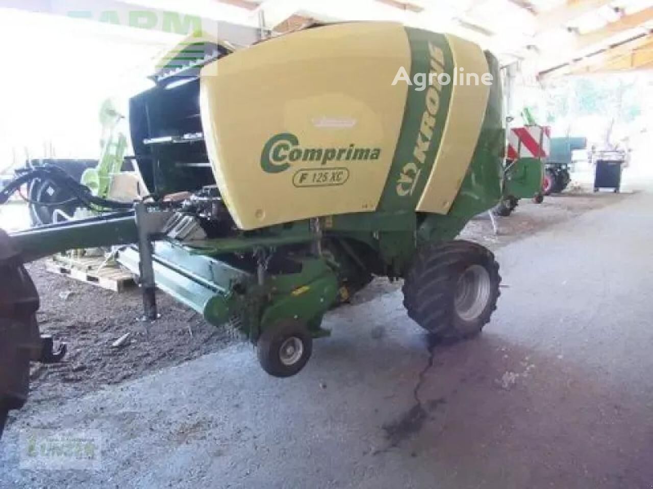 Krone comprima f125xc balirka za četvrtaste bale