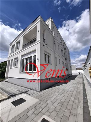 Cara Dušana – poslovno stambena zgrada 400 m2
