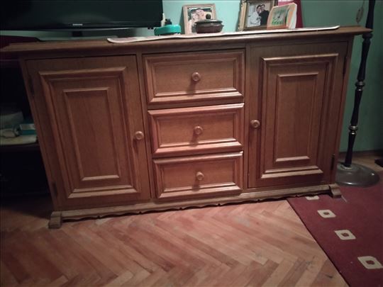 Komoda od prirodnog drveta