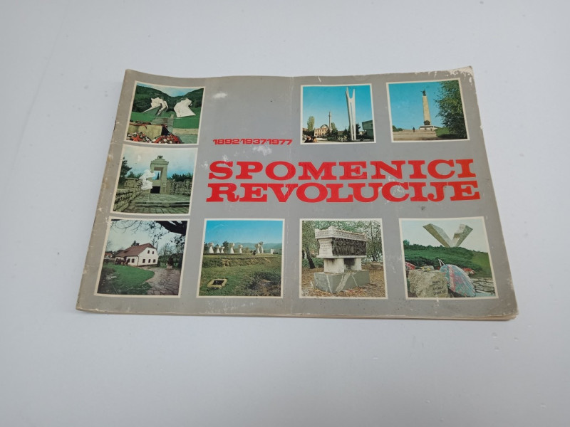 SPOMENICI REVOLUCIJE PUN ALBUM SA SLICICAMA