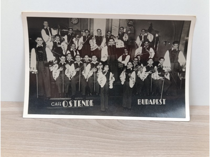 Vintage fotografija razglednica orkestar