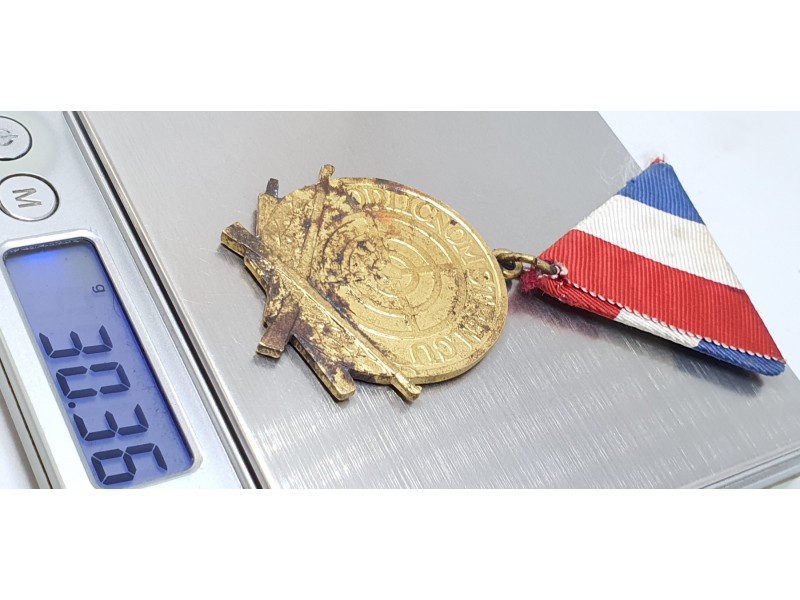 -- MEDALJA ODLIČNOM STRELCU JE U PONUDI --