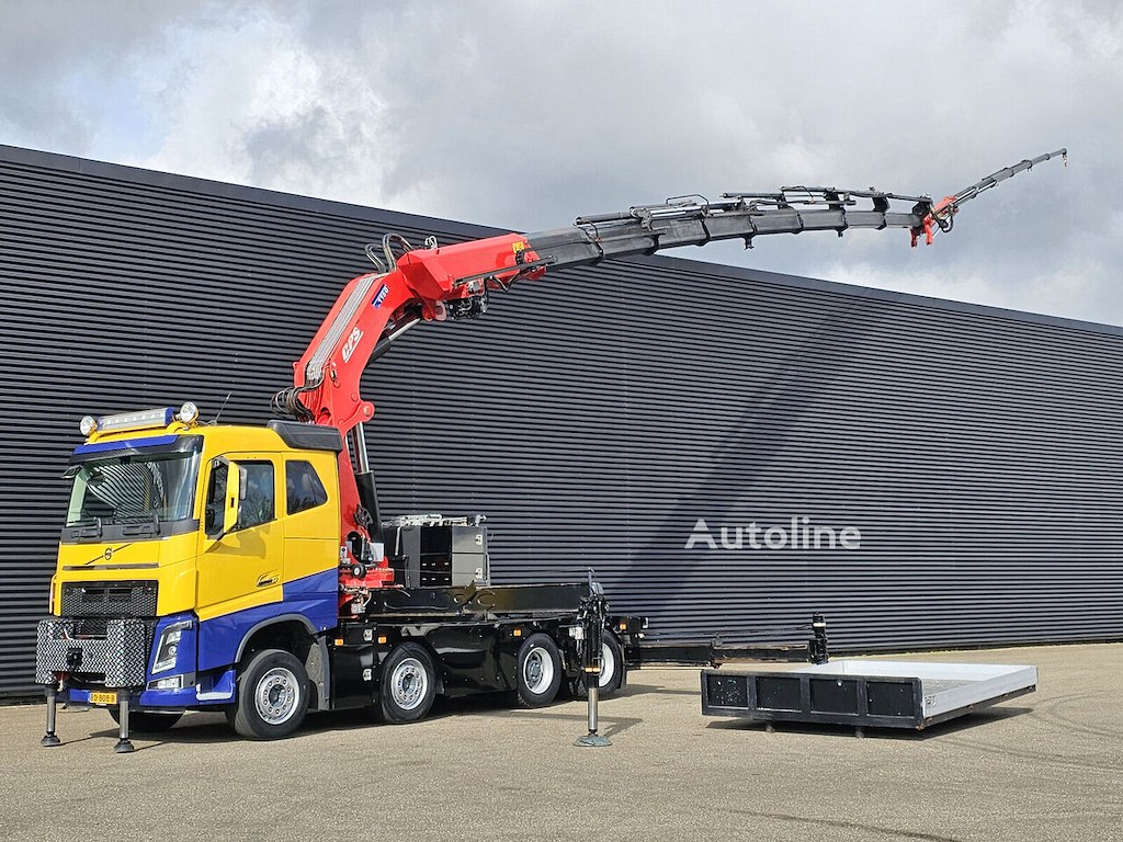 Volvo FH16 650 8x4 / 115 tm CRANE / KRAN / TRACTOR kamion s ravnom platformom