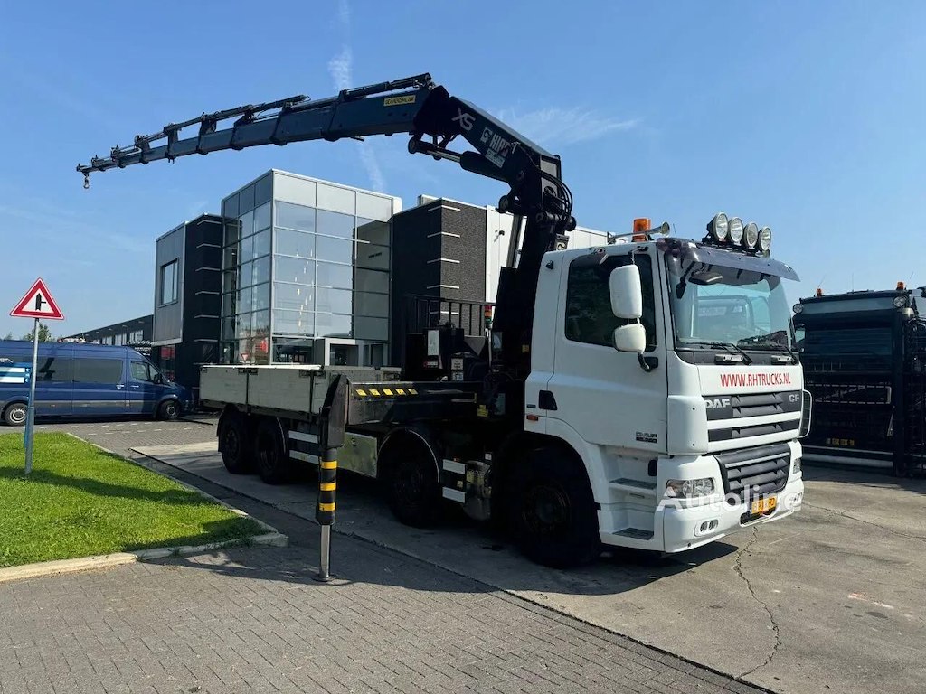 DAF CF 85.360 8x2 + HIAB 422E8 + REMOTE CONTROL kamion s ravnom platformom