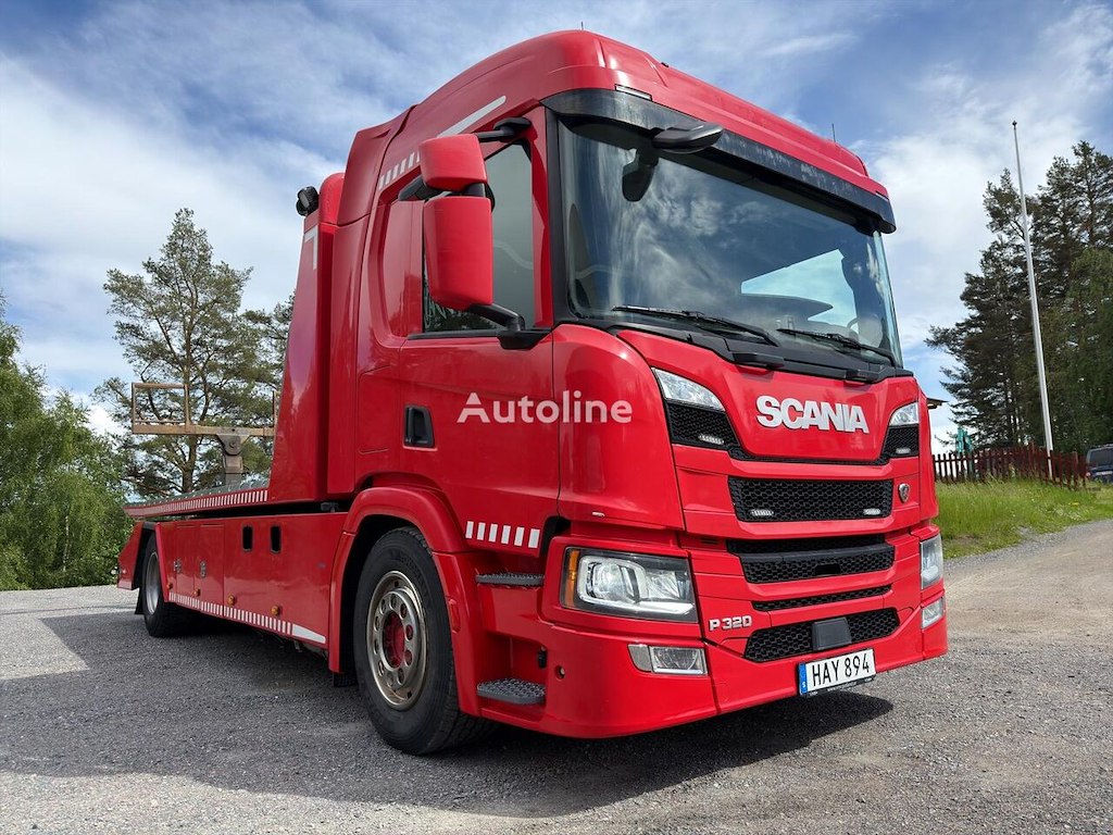 Prodaje se Scania P320 šlep auto na aukciji