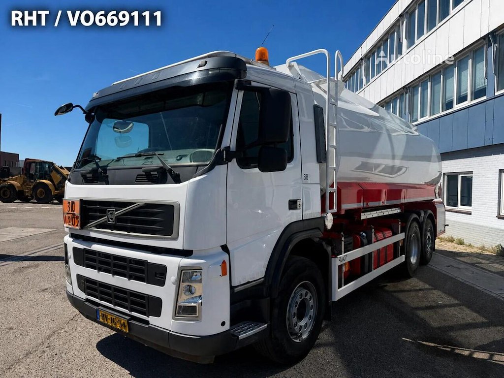 Volvo FM 6X2 EURO 5 TANKWAGEN + SLANGEN autocisterna za gorivo