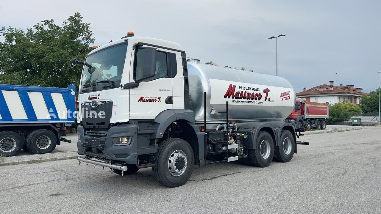 MAN TGS 33.520 autocisterna
