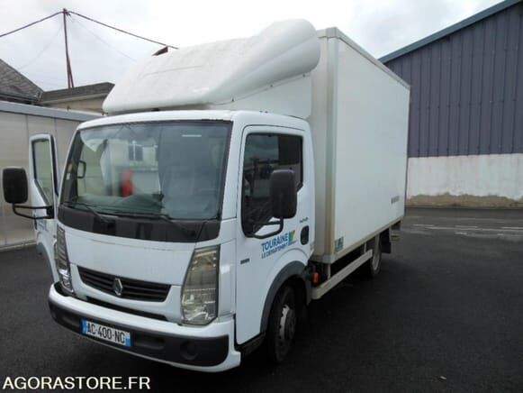 Prodaje se Renault MAXITY kamion hladnjače < 3.5t na aukciji