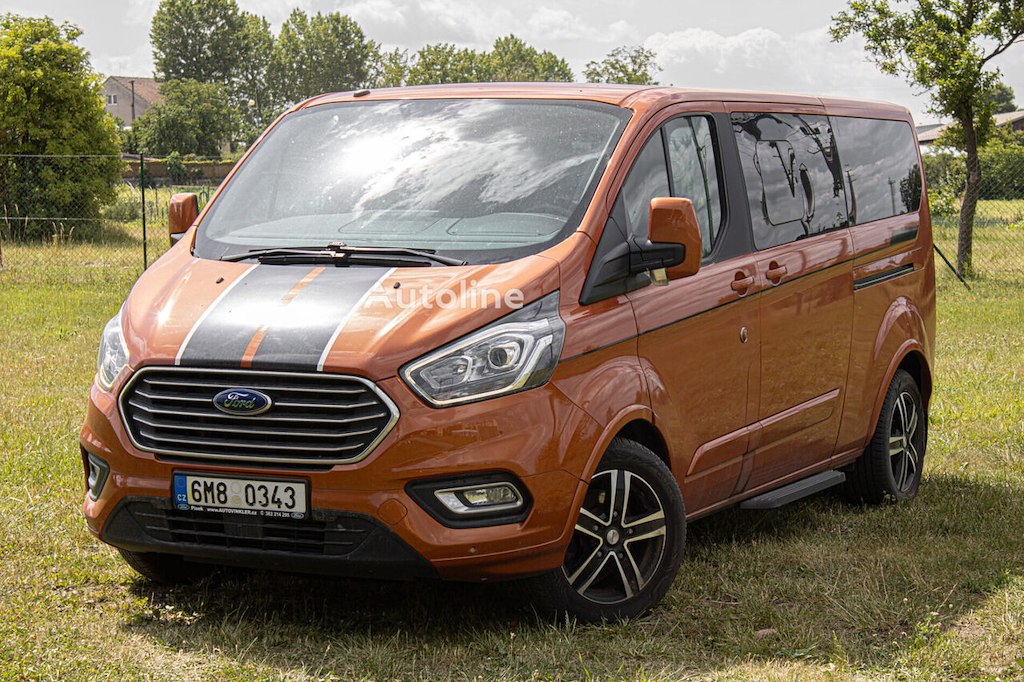 Ford Tourneo Custom 2.0 TDCi putnički minibus