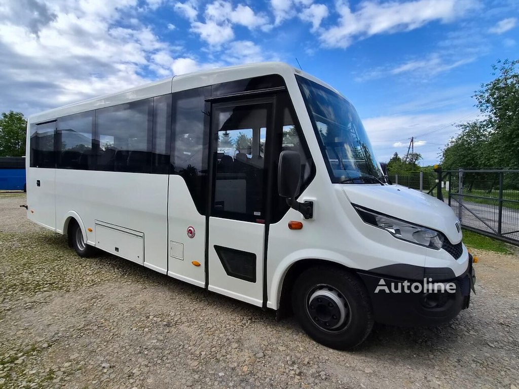 IVECO Mobi Daily putnički minibus