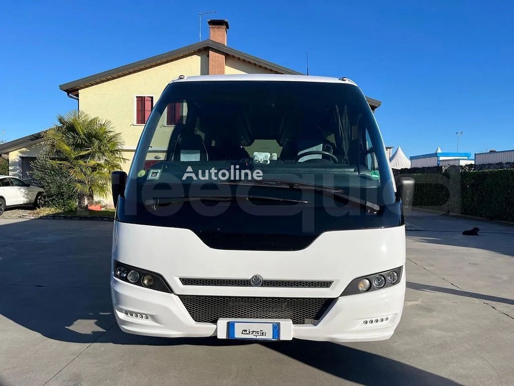 IVECO Mago putnički minibus