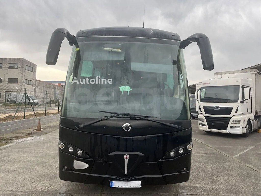Irisbus Domino turistički autobus