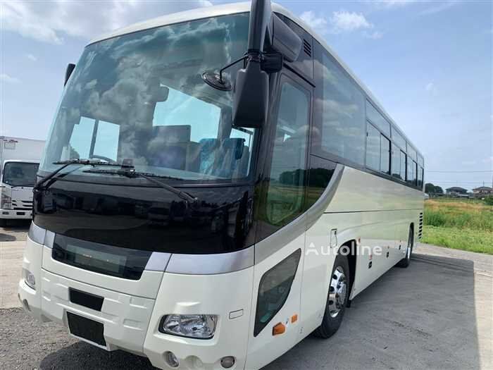 Isuzu BUS prigradski autobus