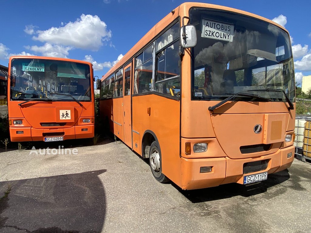 Jelcz L090 školski autobus