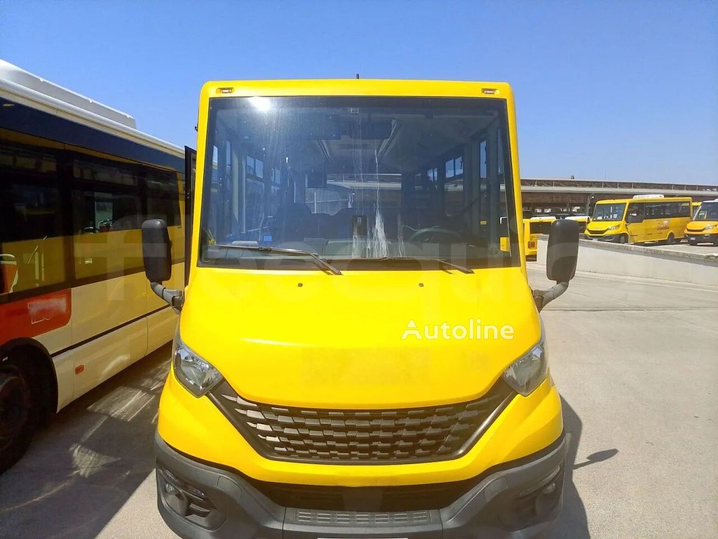 IVECO Indcar Wing školski autobus