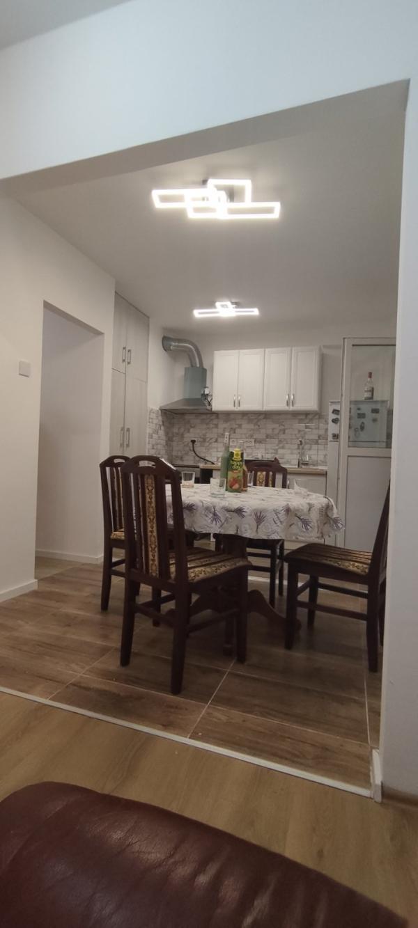 Српских ударних бригада 1, Troiposoban stan za izdavanje, 58m2, 550€