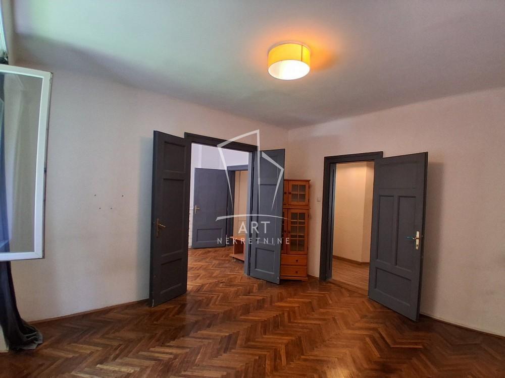 Kursulina, Troiposoban stan za izdavanje, 64m2, 850€