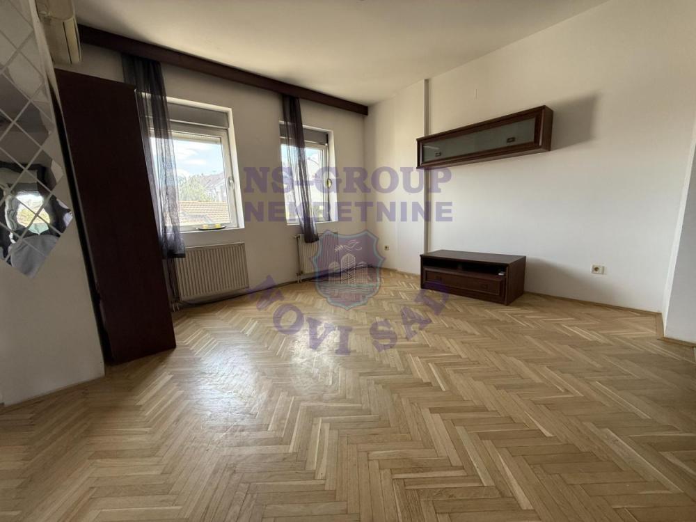 Trosoban stan na prodaju, 61m2, 164.400€