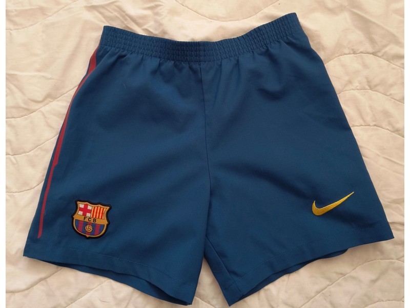 Nike šorc 110/116