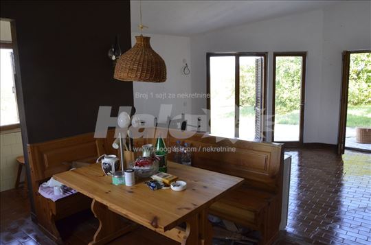 Vikendica kod sela Banja , Arandjelovac