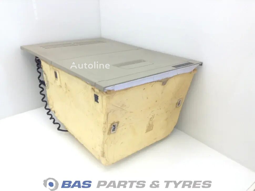 Volvo FH4 Refrigerator 33 Liter 33 23834689 frižider za auto za Volvo FH4 kamiona