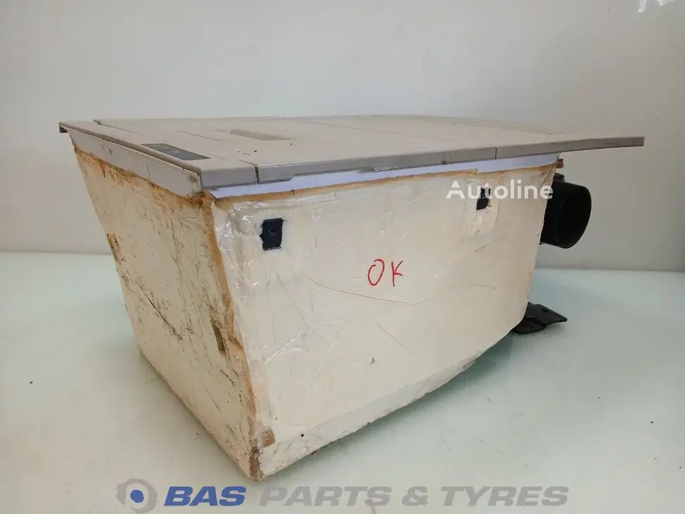 Volvo FH4 Refrigerator 33 Liter 33 23834689 frižider za auto za Volvo FH4 kamiona