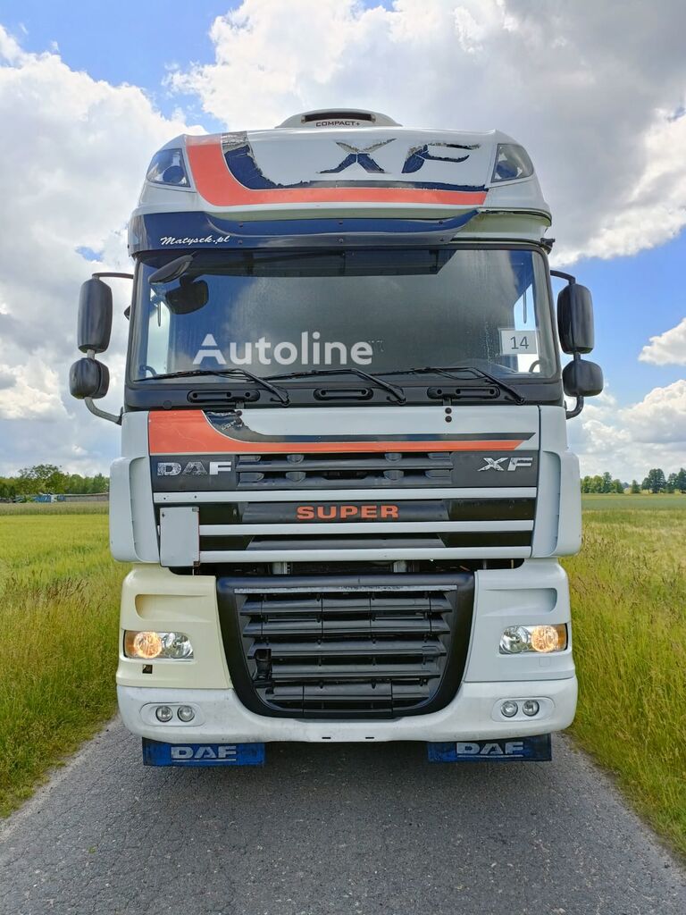 DAF XF 105 460 tegljač