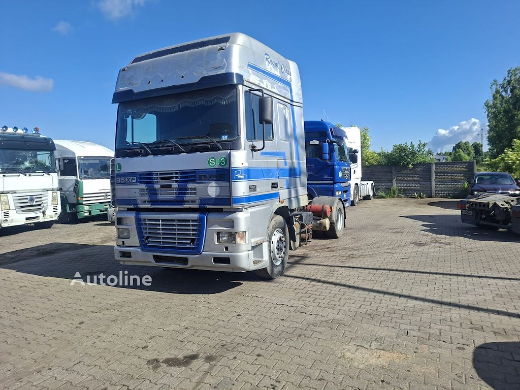 DAF XF 95 430 tegljač