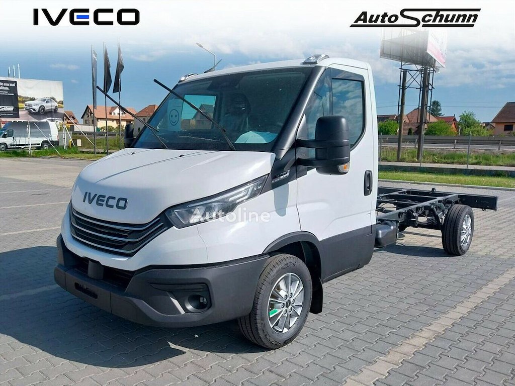 Novi IVECO Daily 35S18H A8 STYLE & COMFORT kamion šasija < 3.5t