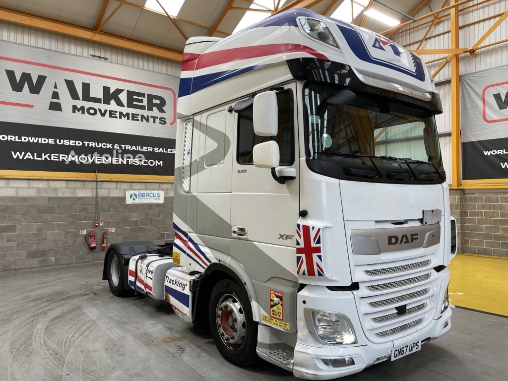 DAF XF106 530 LEFT HAND DRIVE *EURO 6* SUPER SPACE CAB LOW RIDE 4X2 tegljač