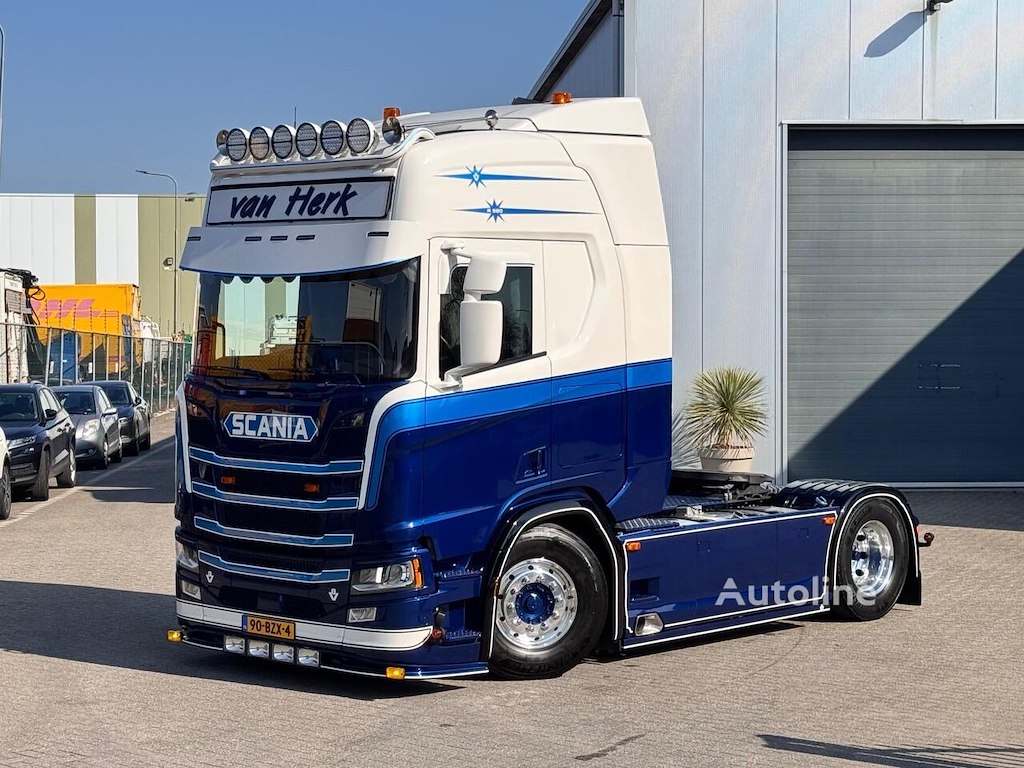 Scania R580 V8, Full options, top condition, show truck, no EGR tegljač