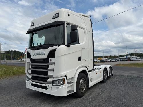 Scania S530 tegljač