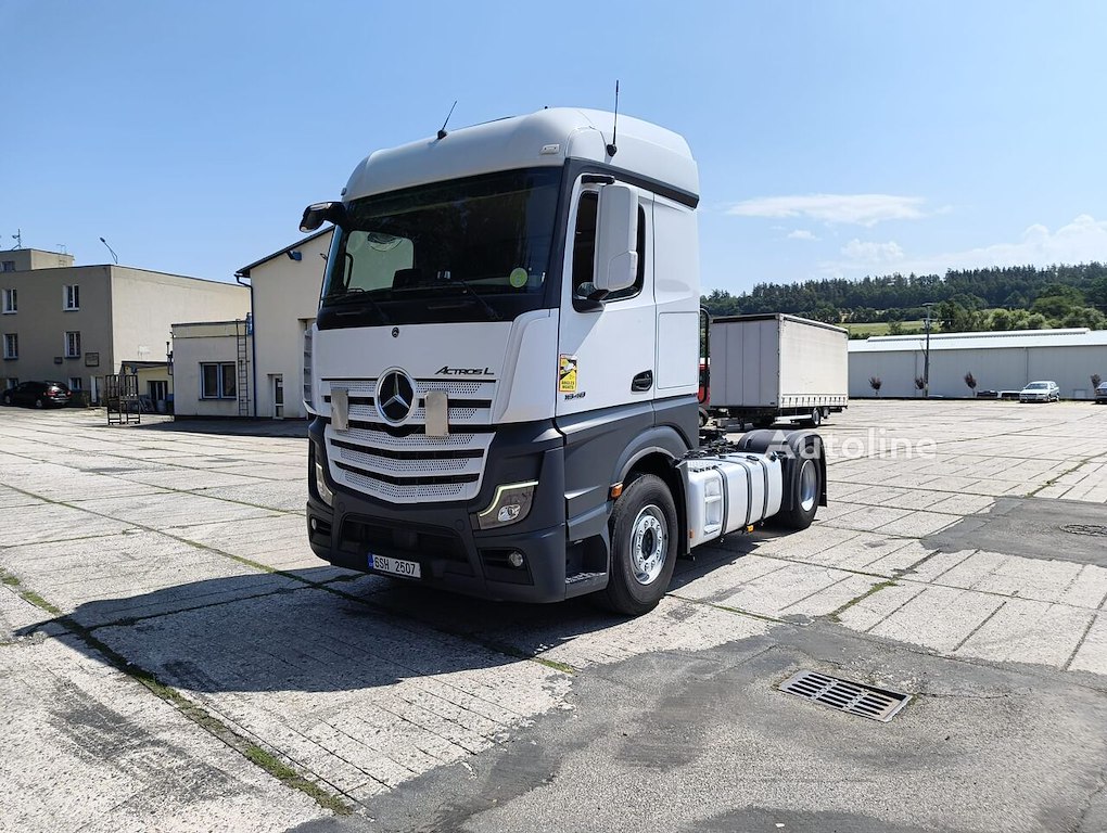Mercedes-Benz Actros 1848 ADR tegljač