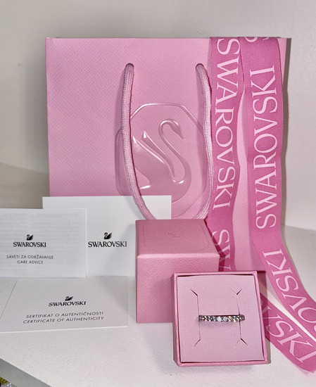 Swarovski prsten