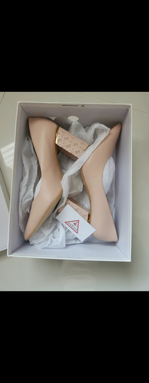 Guess nove cipele SNIZENE