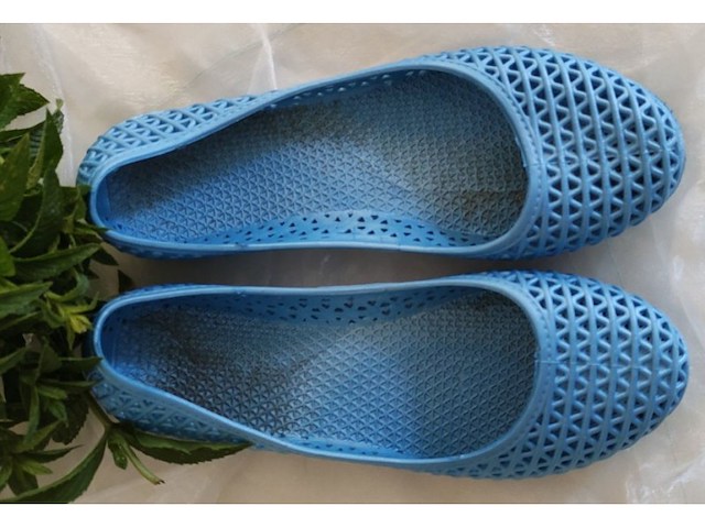 Plave rupičaste baletanke br. 36/37 (gazište 23cm)  Pro