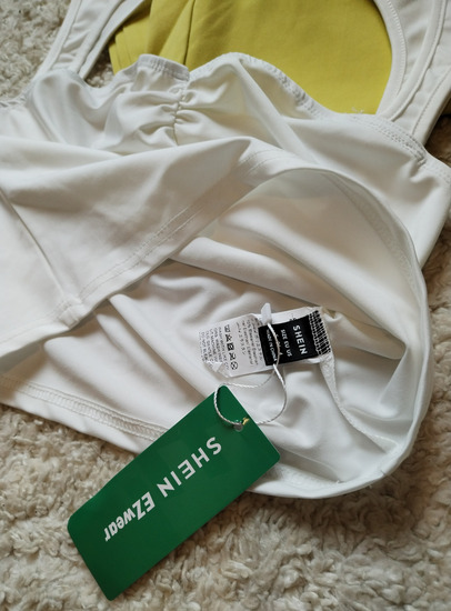   SHEIN top majica ☆ Sa etiketom ☆ Vel S ☆