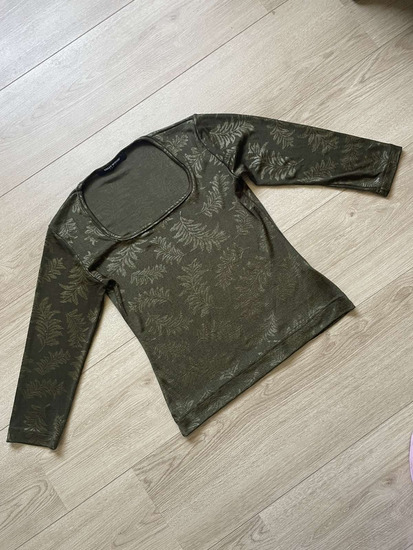 Whimsical bluza sa papratima