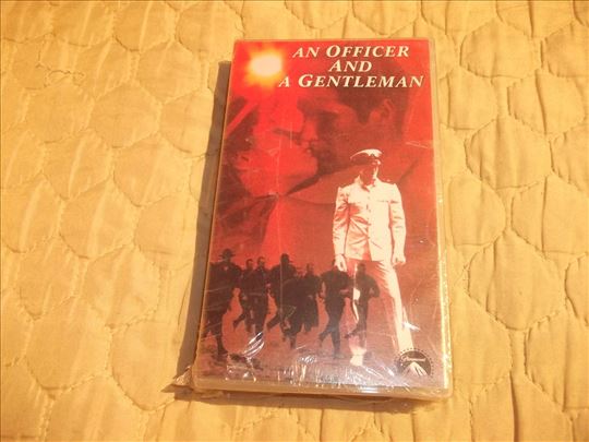 VHS Oficir i džentlmen