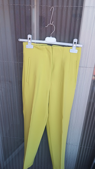Zara pantalone visoki struk