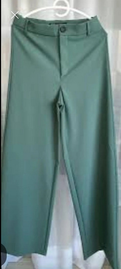 Prelepe Zara pantalone 40