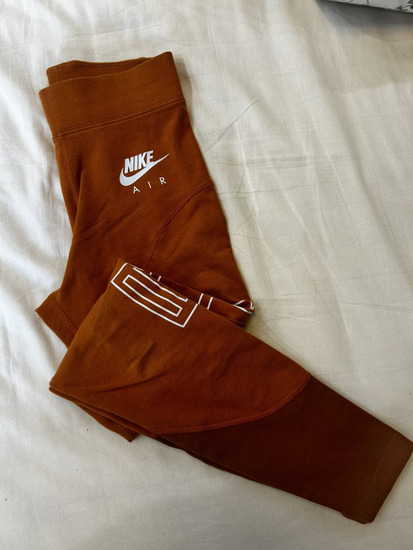 nike helanke xs